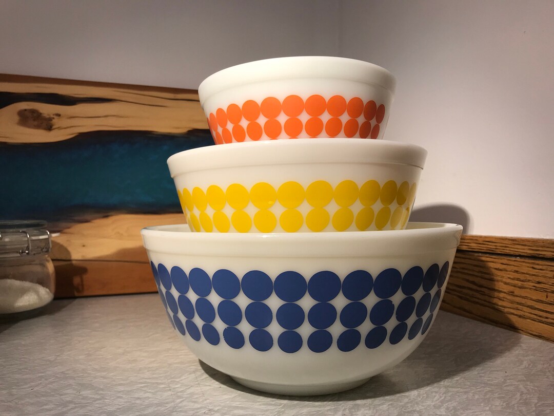Vintage Pyrex New Dots Orange,yellow,blue/ 3 Piece Bowl Set - Etsy