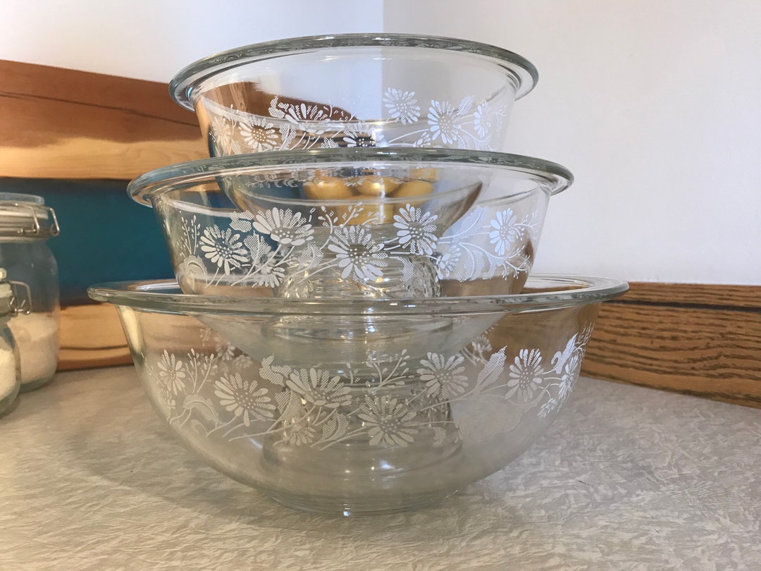 Vintage BNIB Creations Pyrex Designs White Lace/colonial Mist/ Set of 3 ...