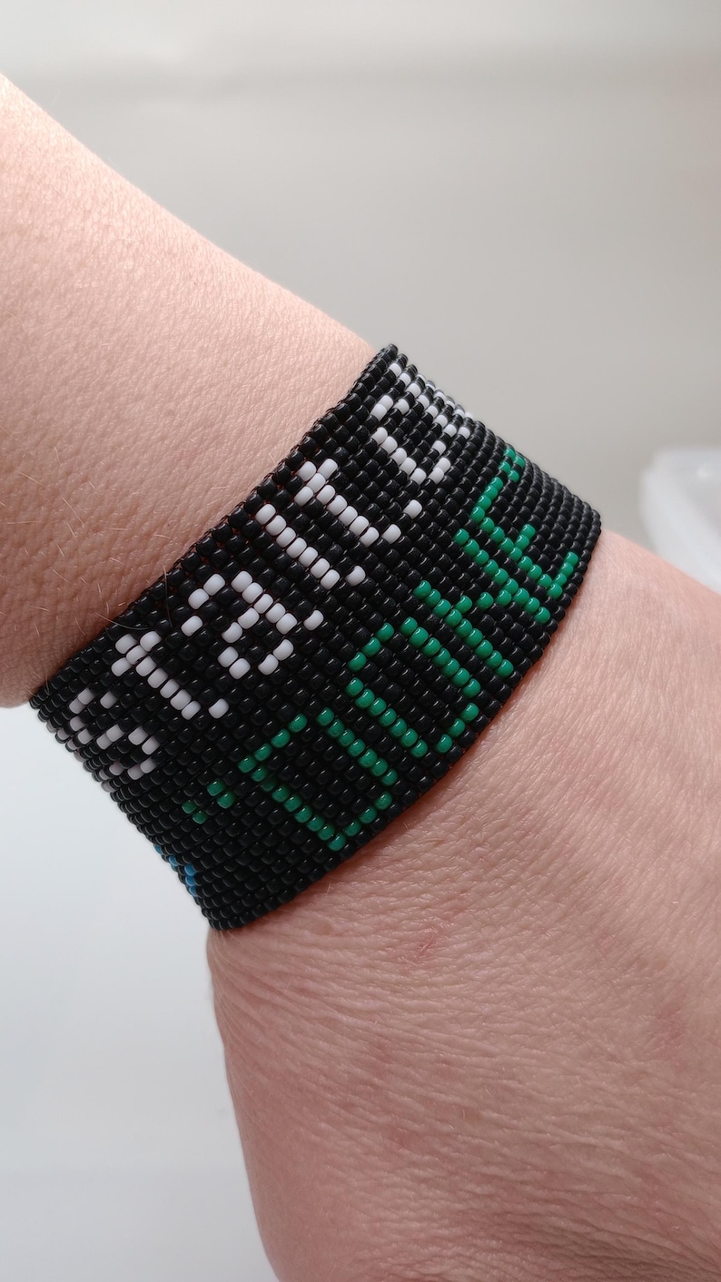 Yonder Gestalt.close() Cuff: Python Psychology Statement Bracelet - Etsy