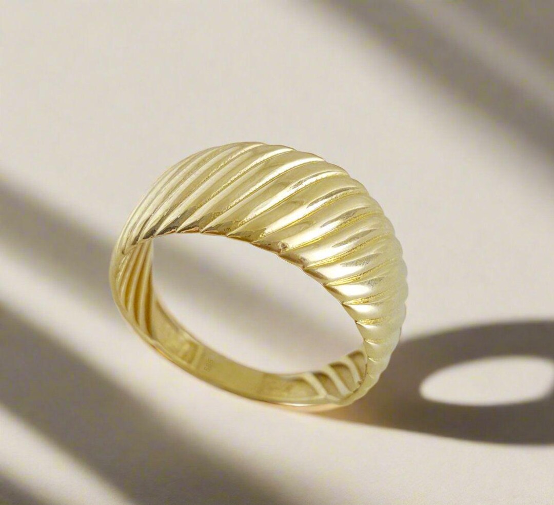 Croissant Gold Ring – Available in 10k, 14k, and 18k Gold - Etsy
