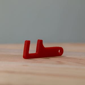 Keychain Phone Kickstand - Black , Keychain Phone Stand, iPhone Stand ...