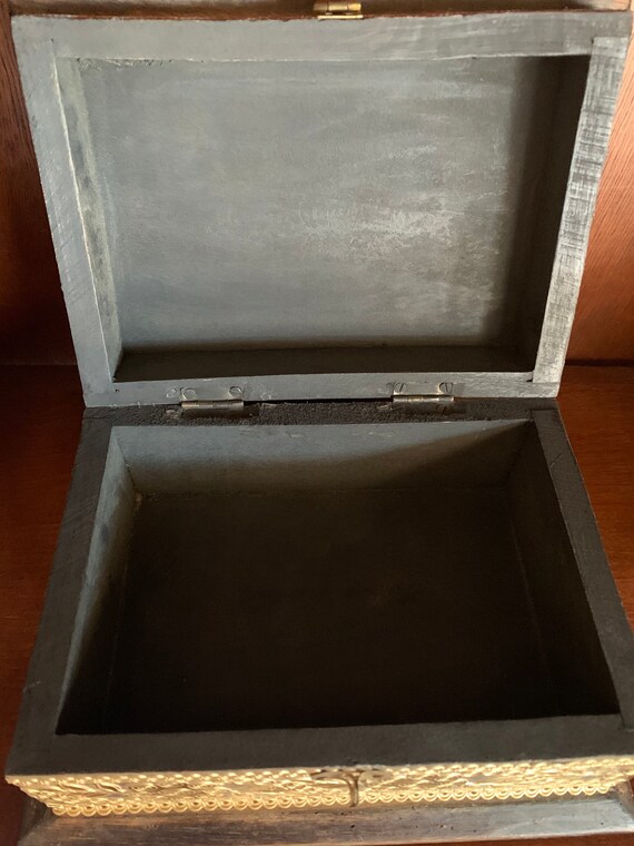 Vintage Box With Golden Overlay & Wood Retro Jewelry … - Gem