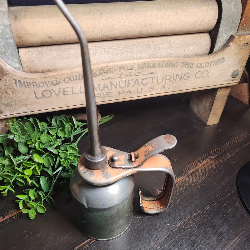 Oil Can Thumb Pumps - Etsy