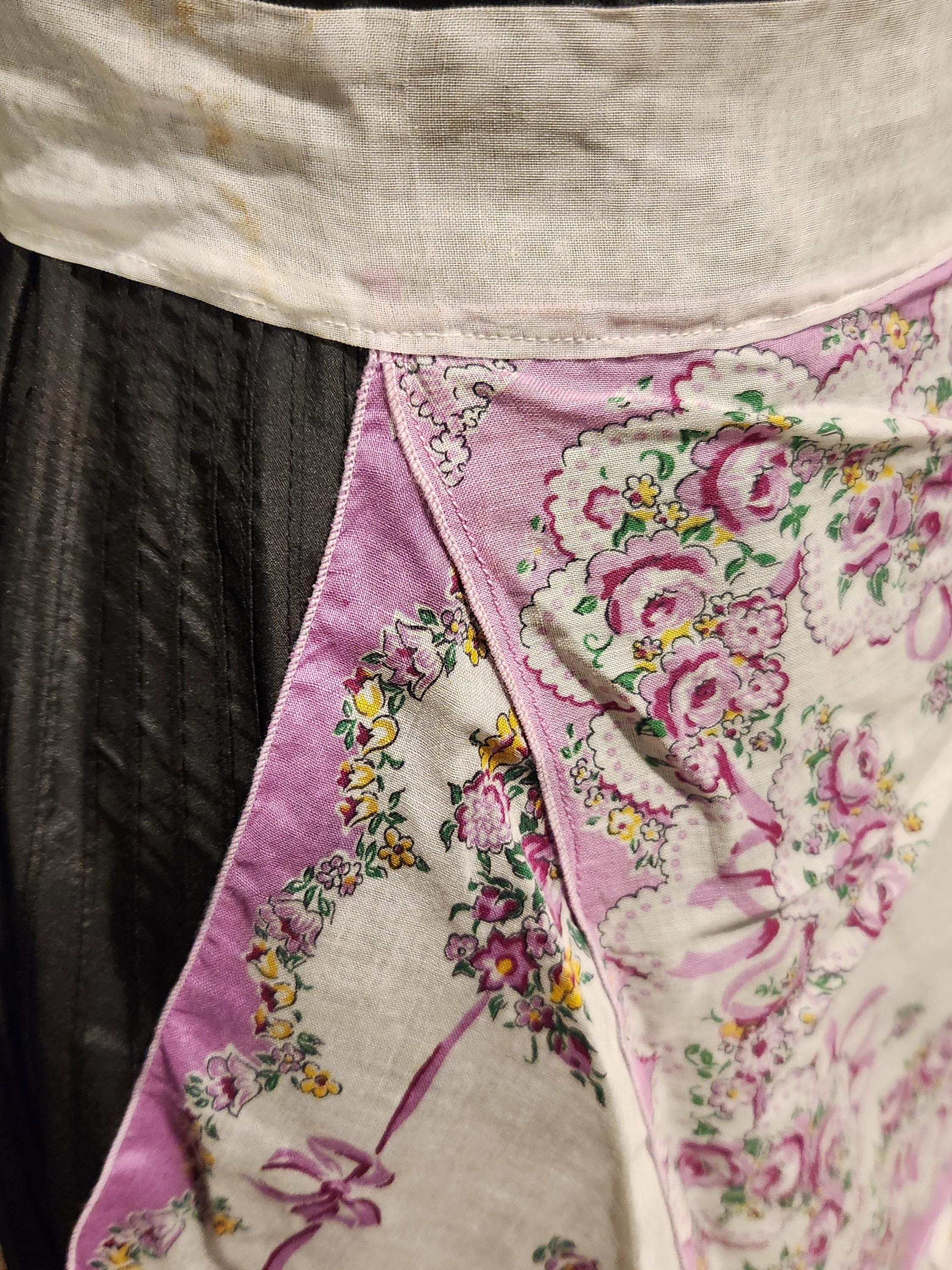 Vintage Apron, Retro Kitchen, Handkerchief Apron - Etsy