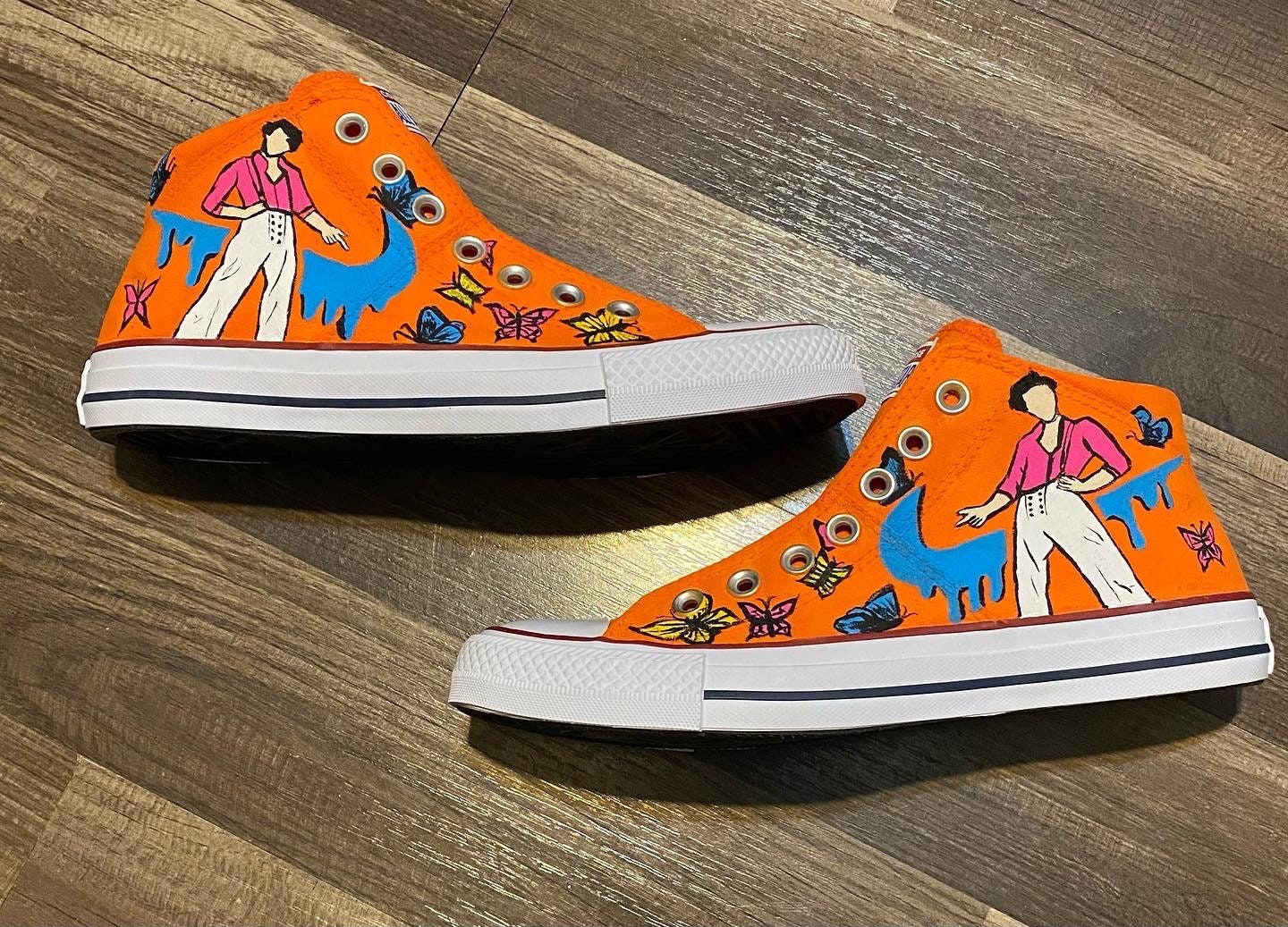 Custom Painted Converse High Tops - Etsy