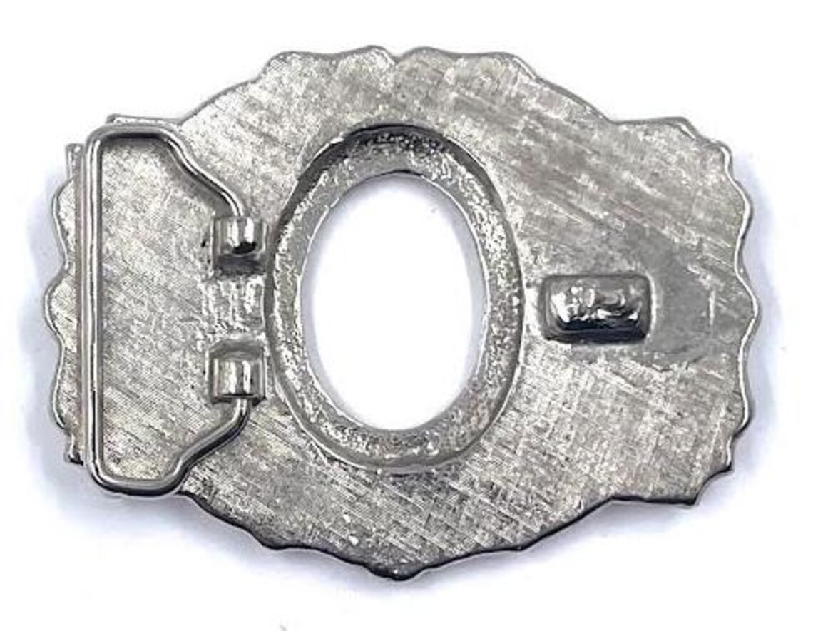 Silver Belt Buckle With Space for Stone Insert and Scroll Style Pattern ...