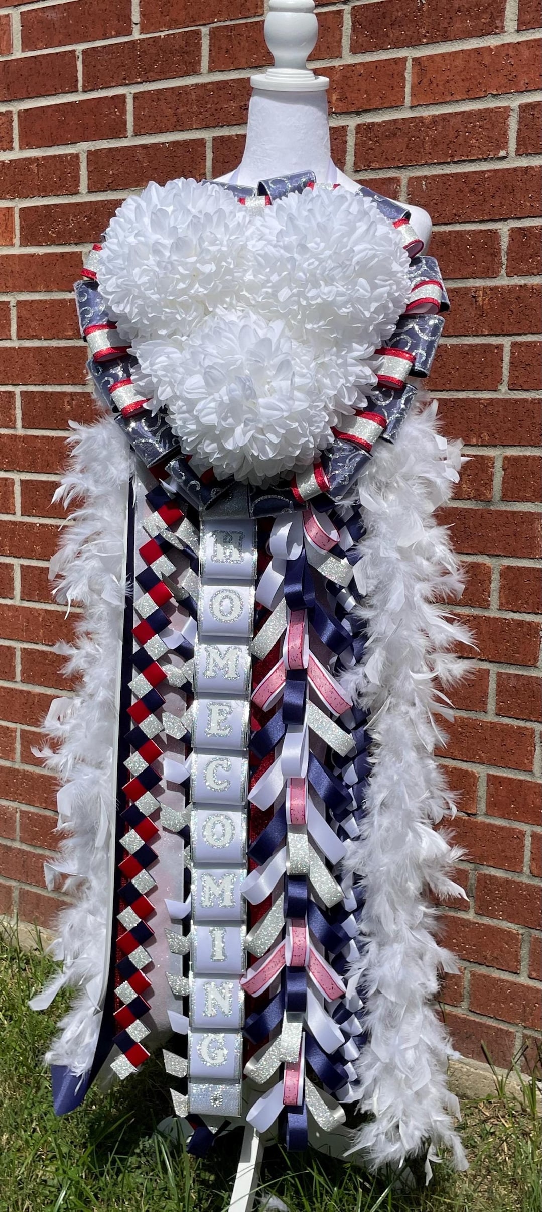 Custom Triple Homecoming Mum - Three Flower Heart Shaped Mum - Etsy