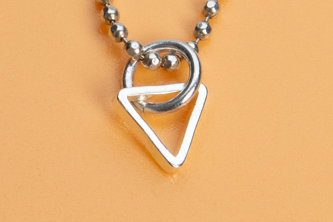 20 Pcs - 5x5x1mm Equilateral Triangle Charms White Gold Tone Brass ...