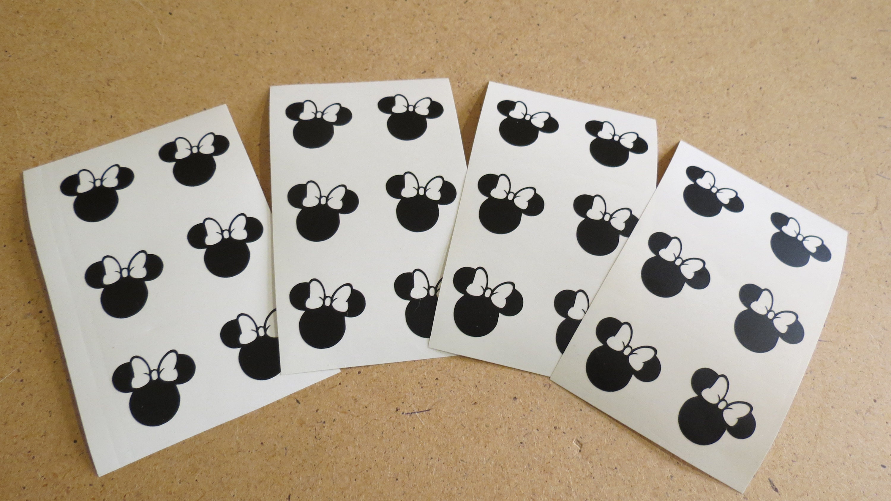 Set of 16 Minnie Mouse Vinyl Decals Decals for Cup Balloon - Etsy