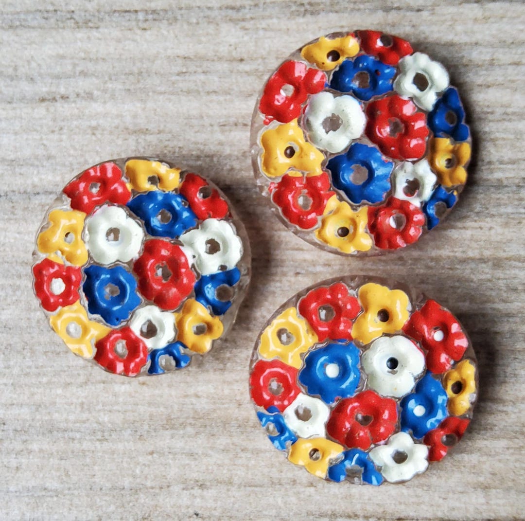 Vintage Trio Hand Painted 1930's Glass Buttons. - Etsy