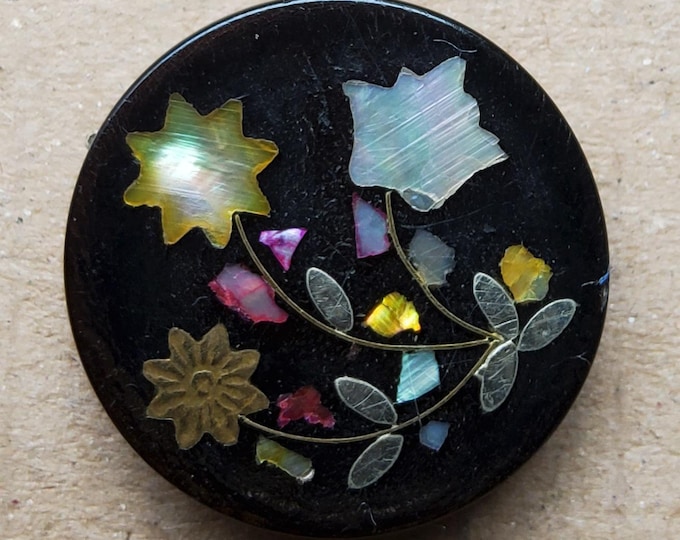Vintage 1800's Impression Inlay Button. - Etsy