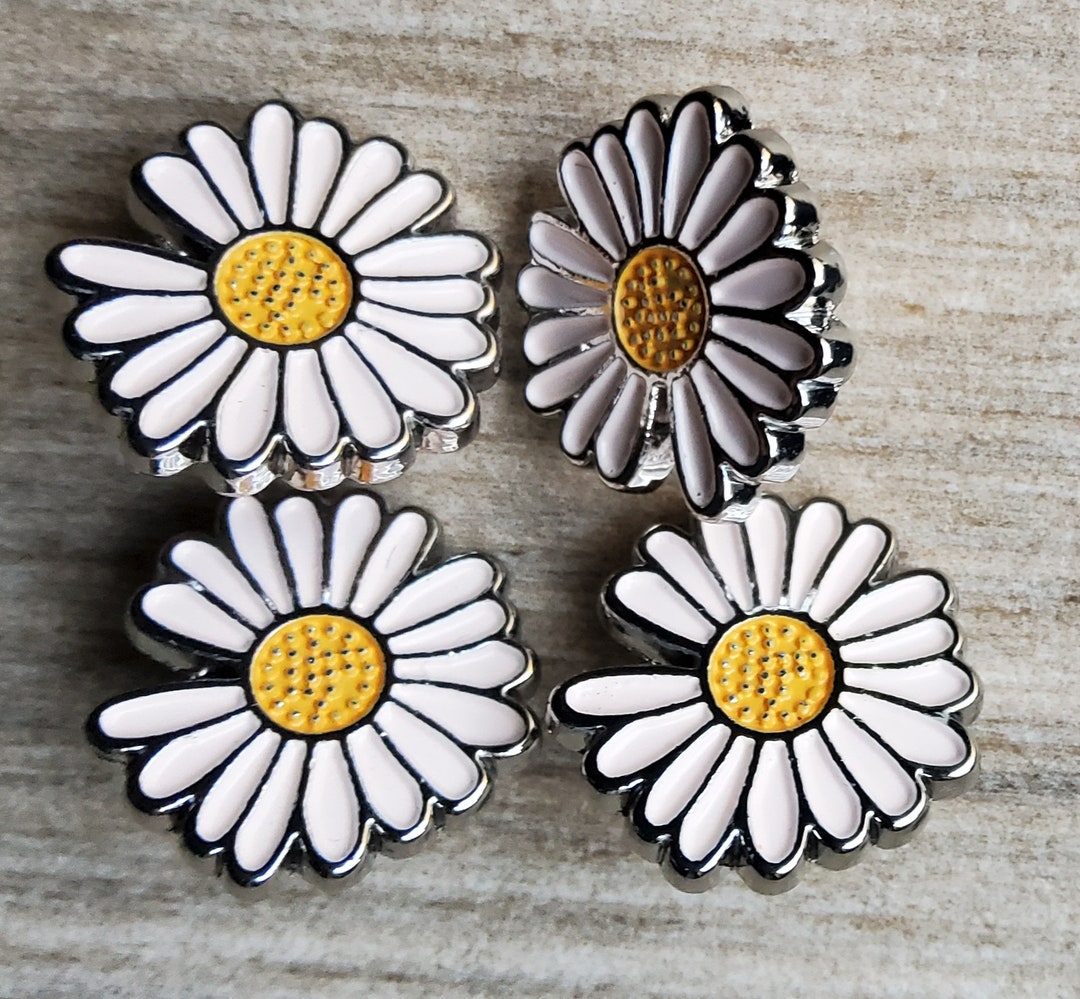 Nice Set of Four Enamel Daisy Buttons. - Etsy