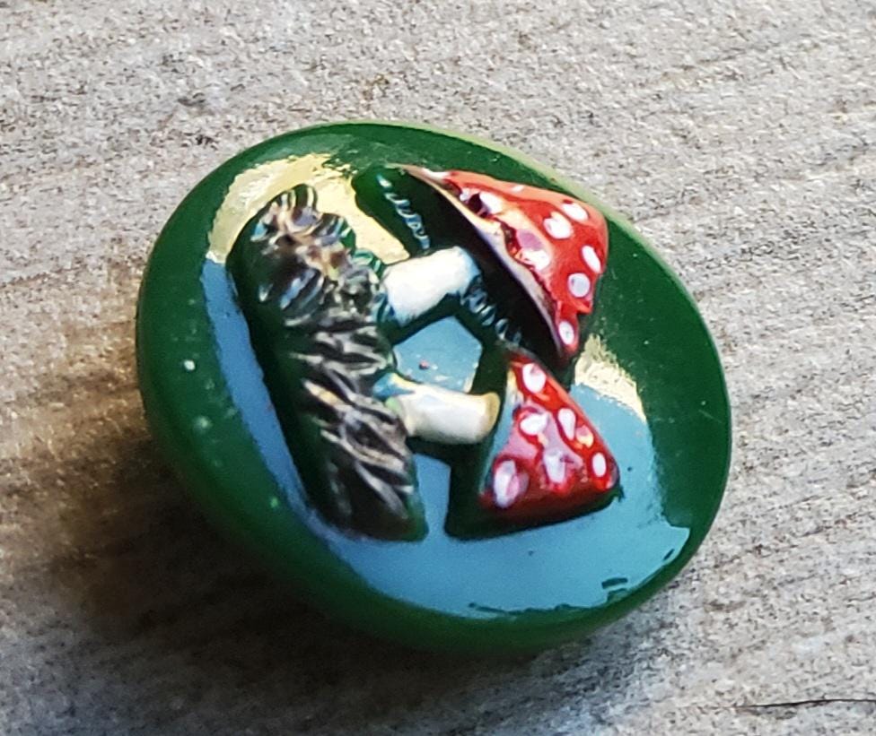 Vintage 1920's Hand Painted Glass Toadstool Button. - Etsy