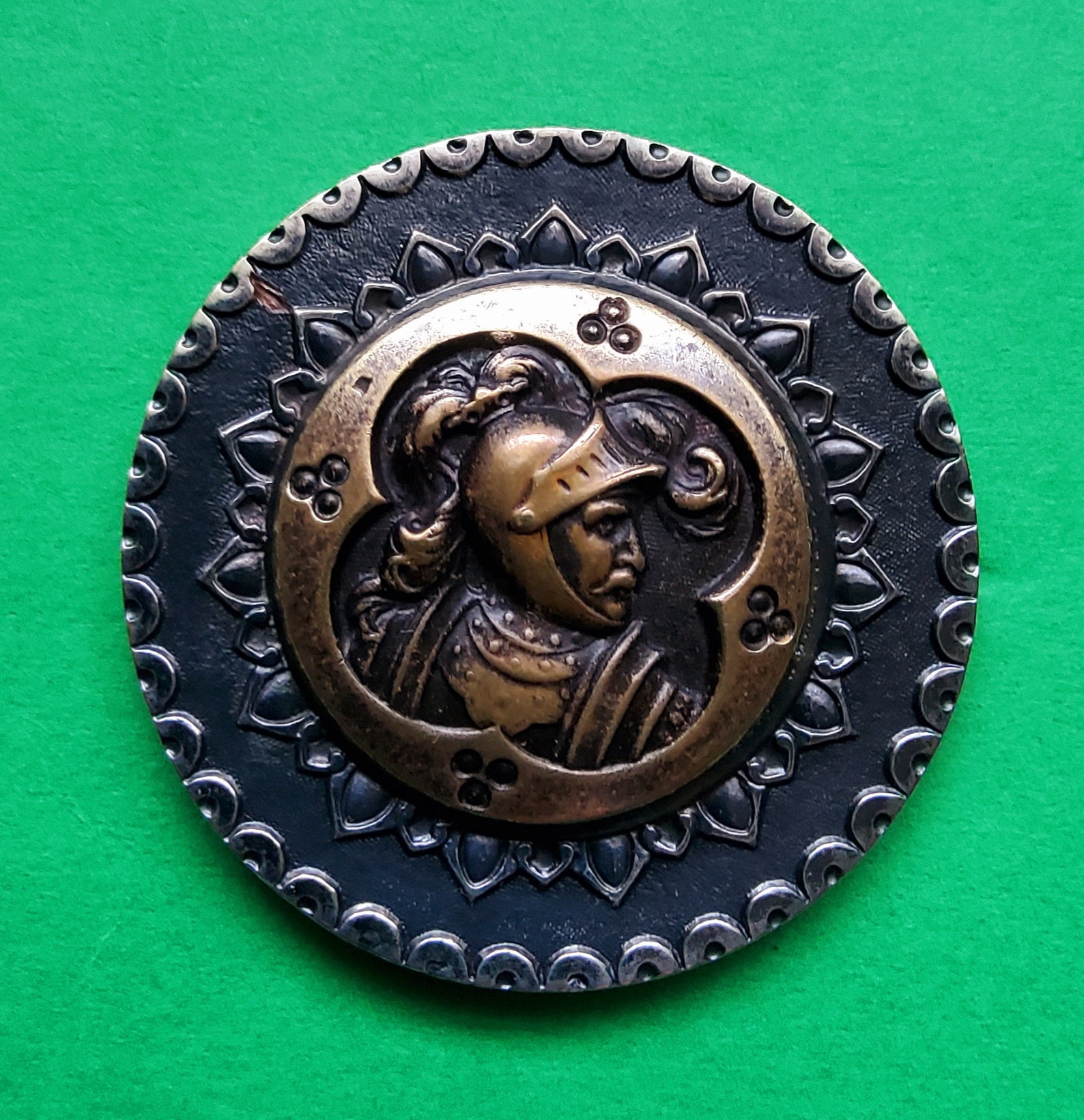 Vintage Large 1900's Depose Paris Button. - Etsy