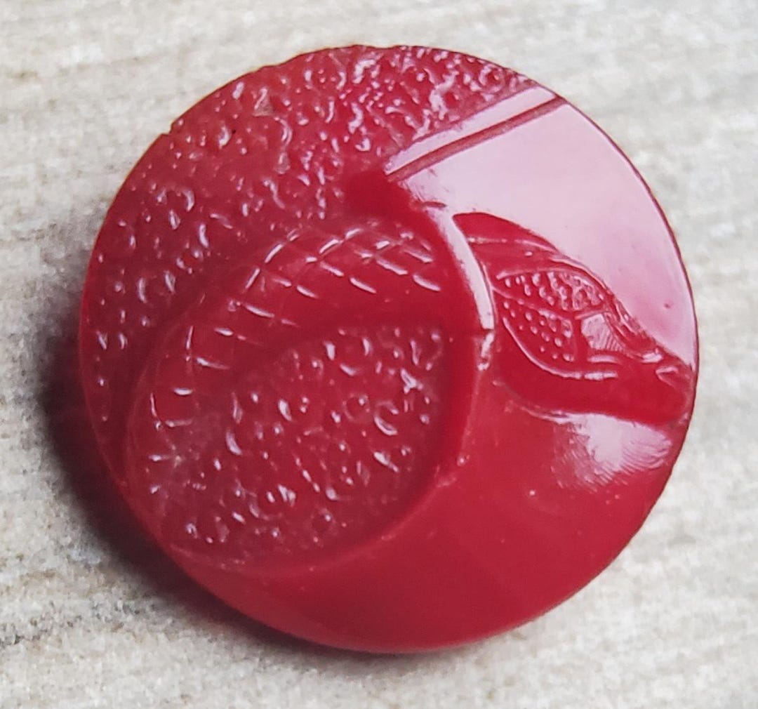 Vintage 1920's Glass Snake Button. - Etsy