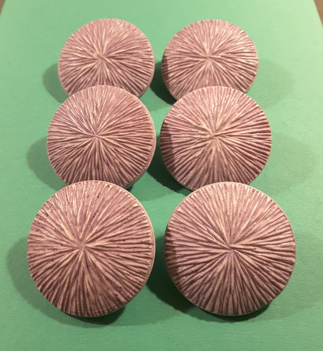 Vintage Set of Six Large 1950's Casein Buttons. - Etsy