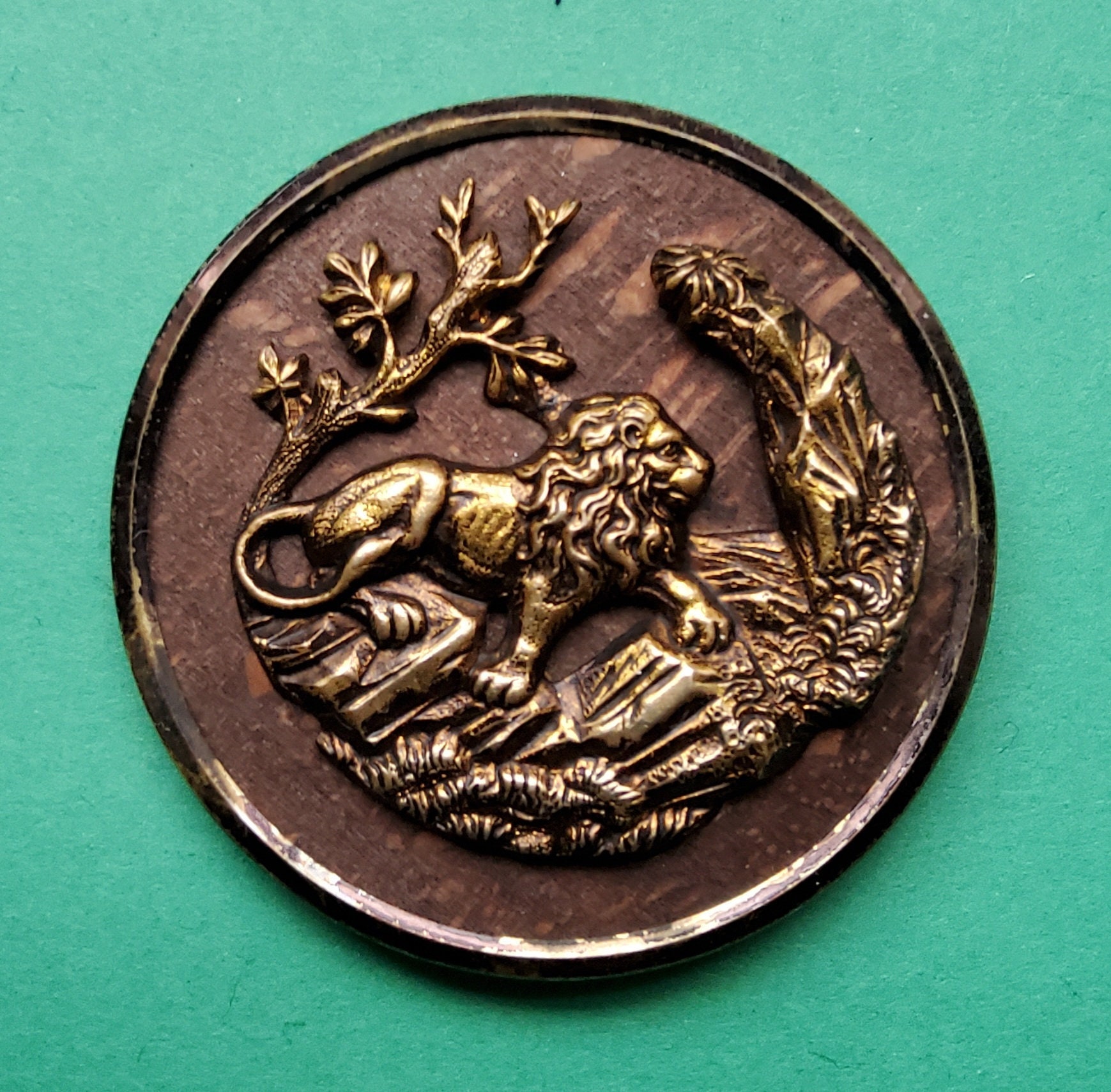 Large Late 1800's Metal and Wood Lion Button. - Etsy