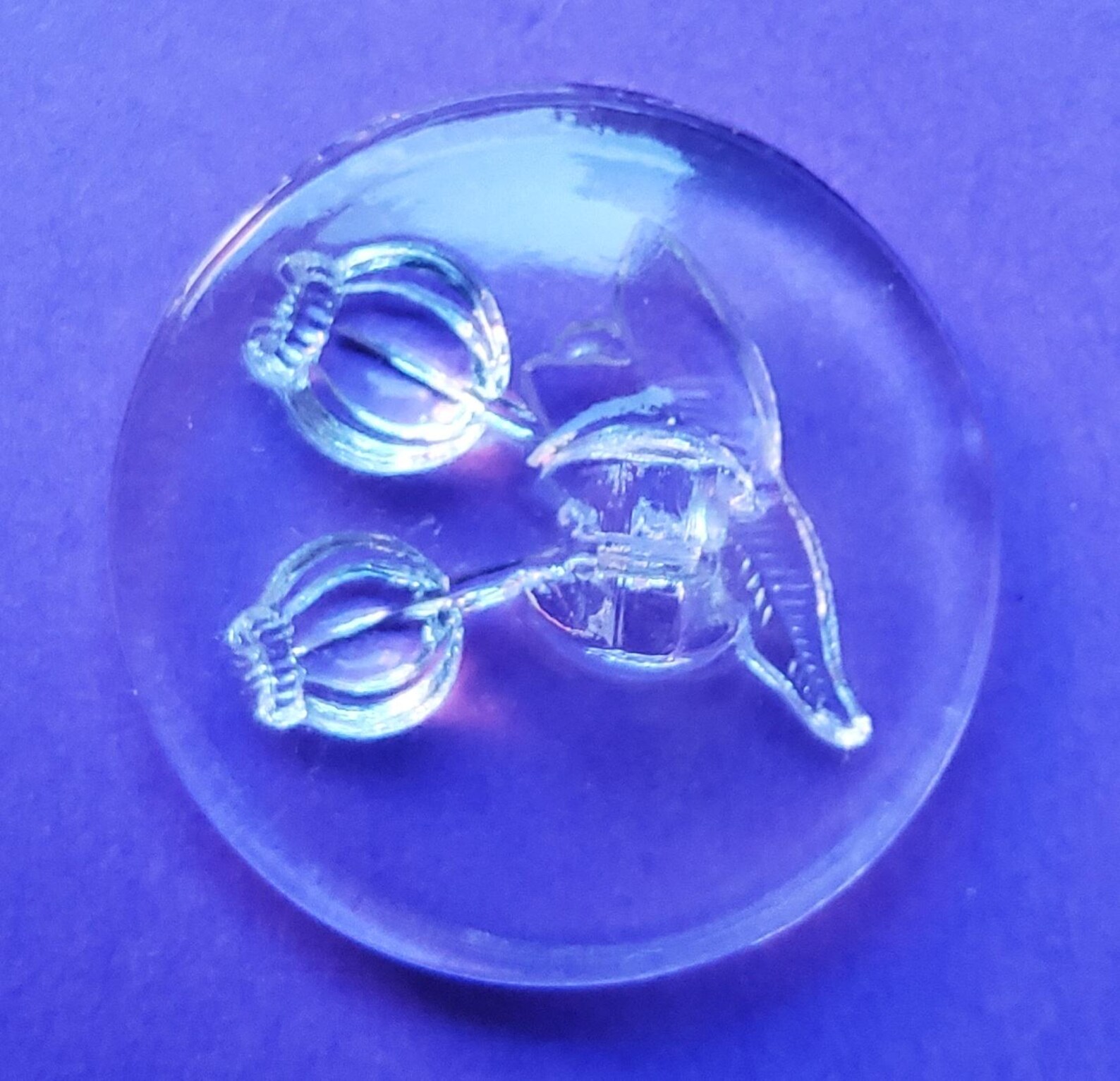 Vintage Large Clear Poppy Glass Button. - Etsy