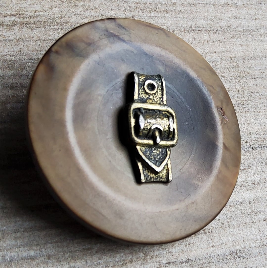 Large Vintage Belt and Buckle Button. - Etsy