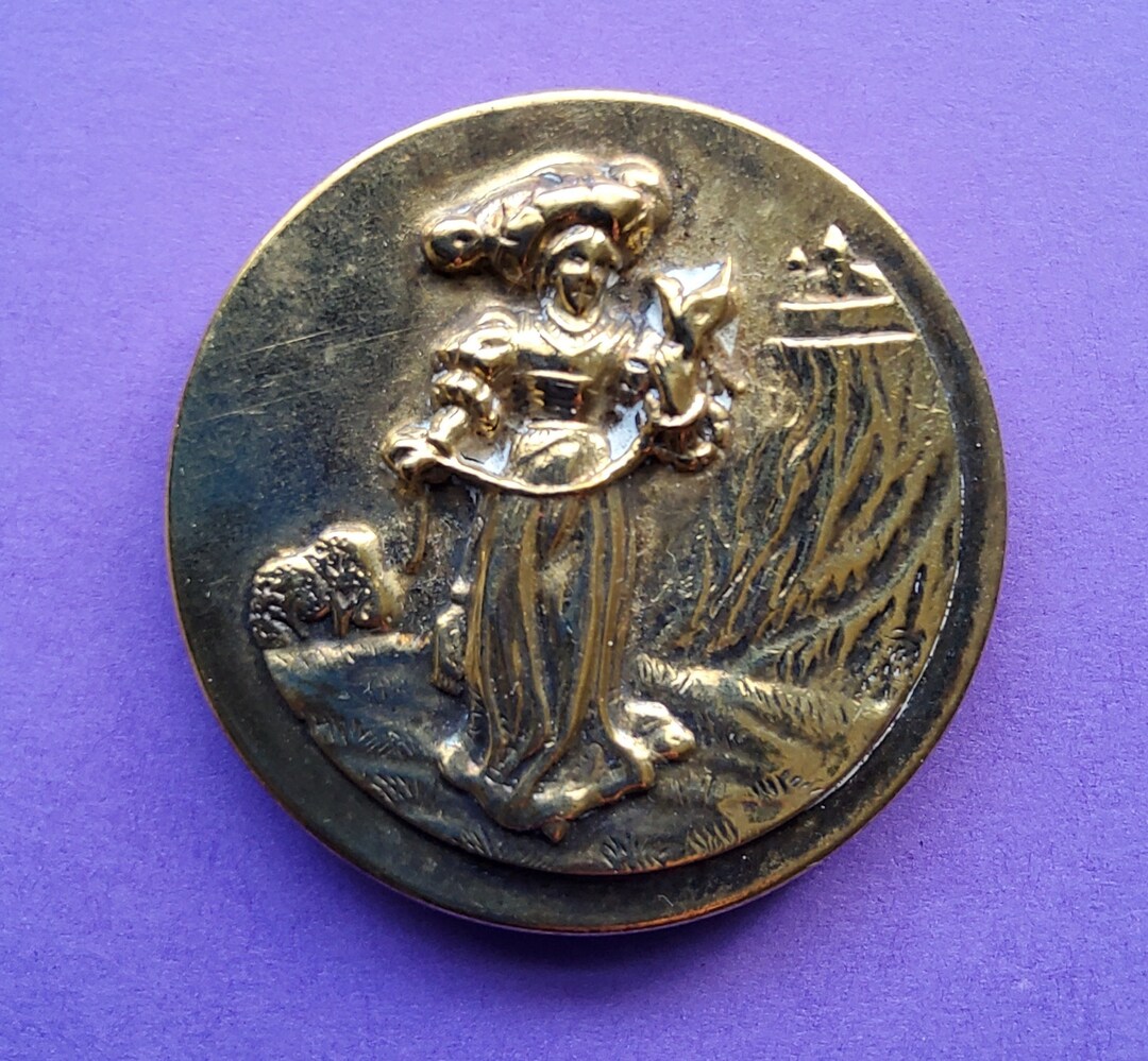 Vintage Large Brass Picture Button of Marty Tudor - Early 1900's. - Etsy