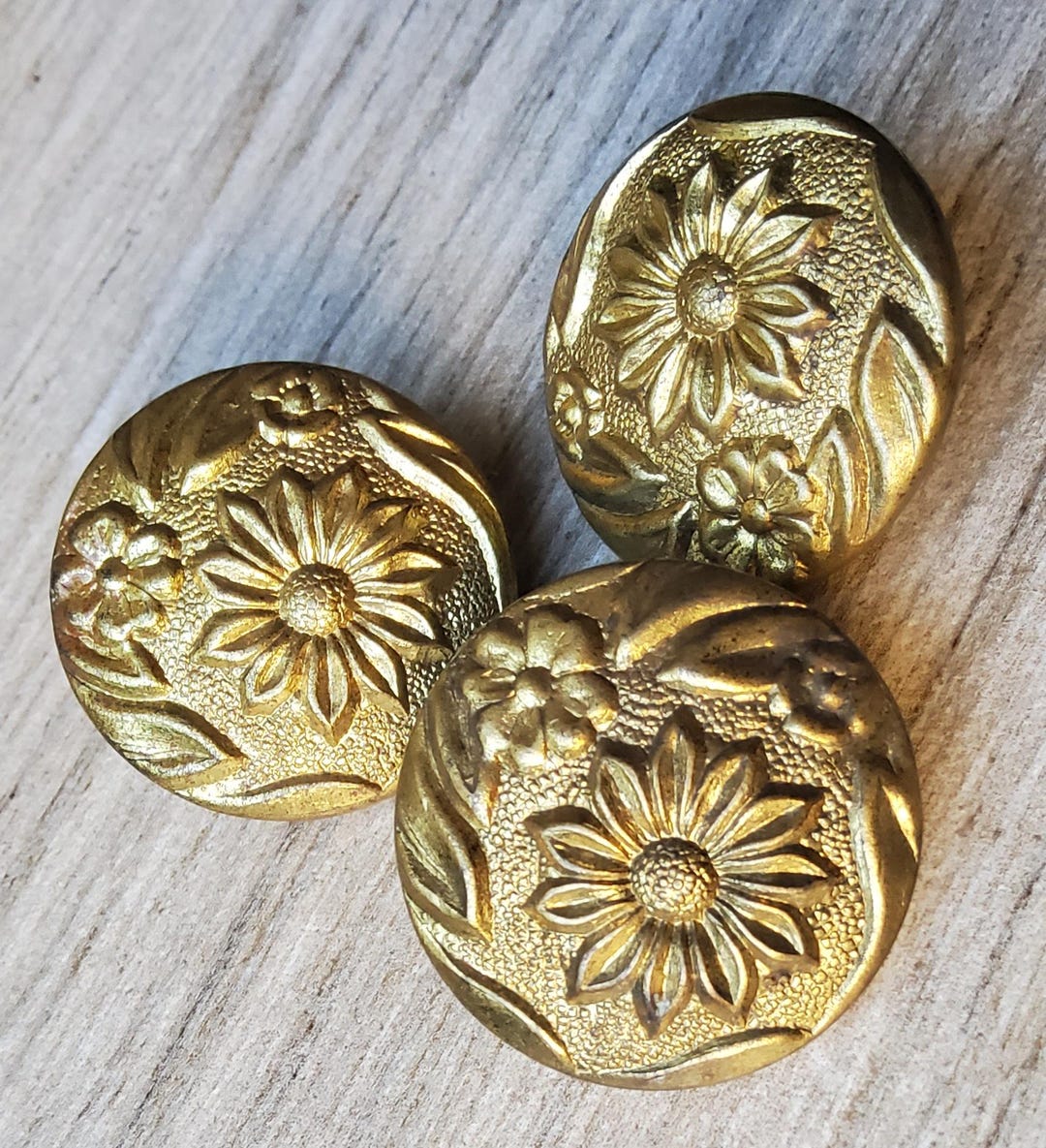 Vintage Trio Large 1930's Brass Sunflower Buttons. - Etsy