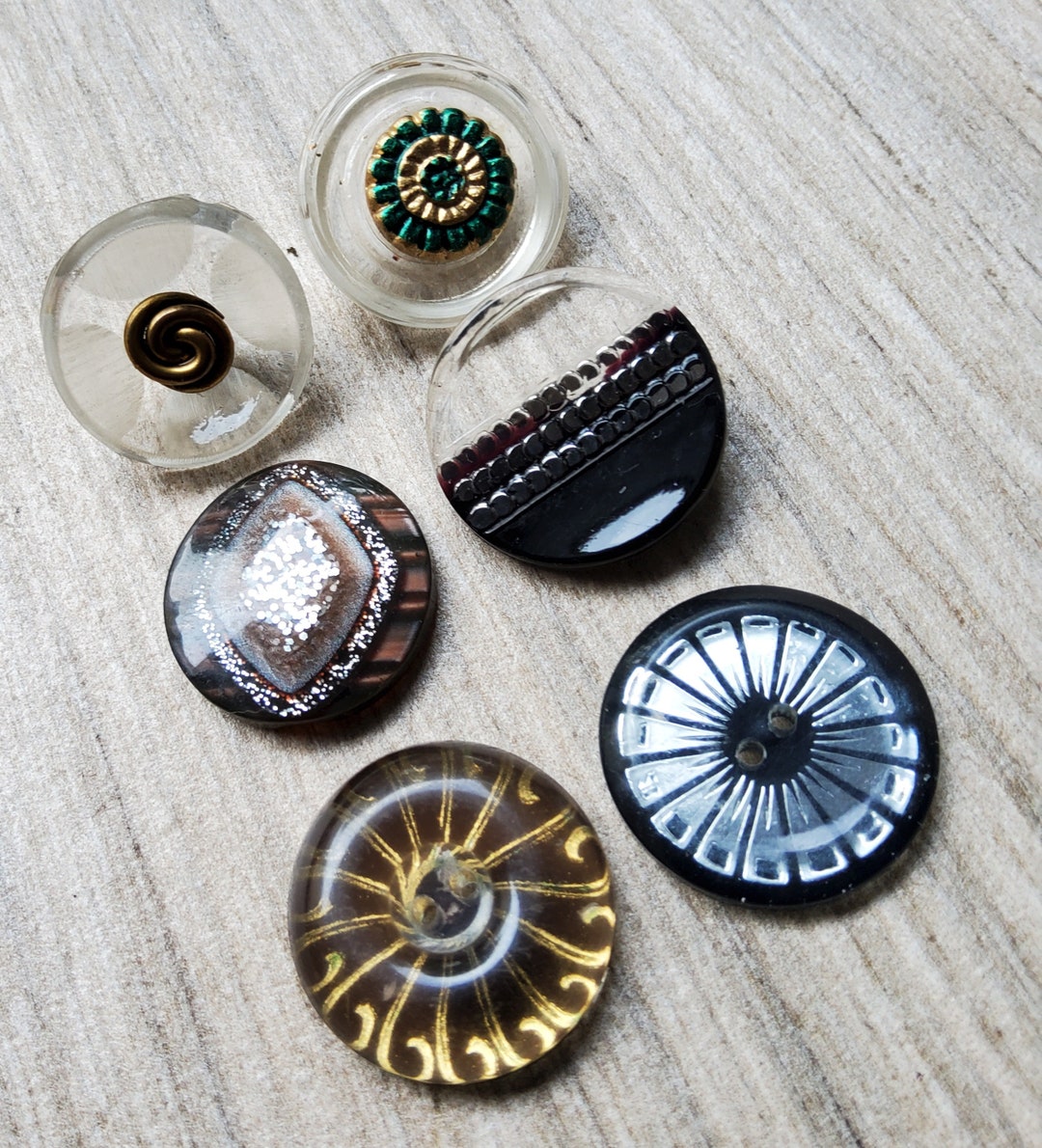 Vintage Collection Six 1930-50's Lucite Buttons. - Etsy