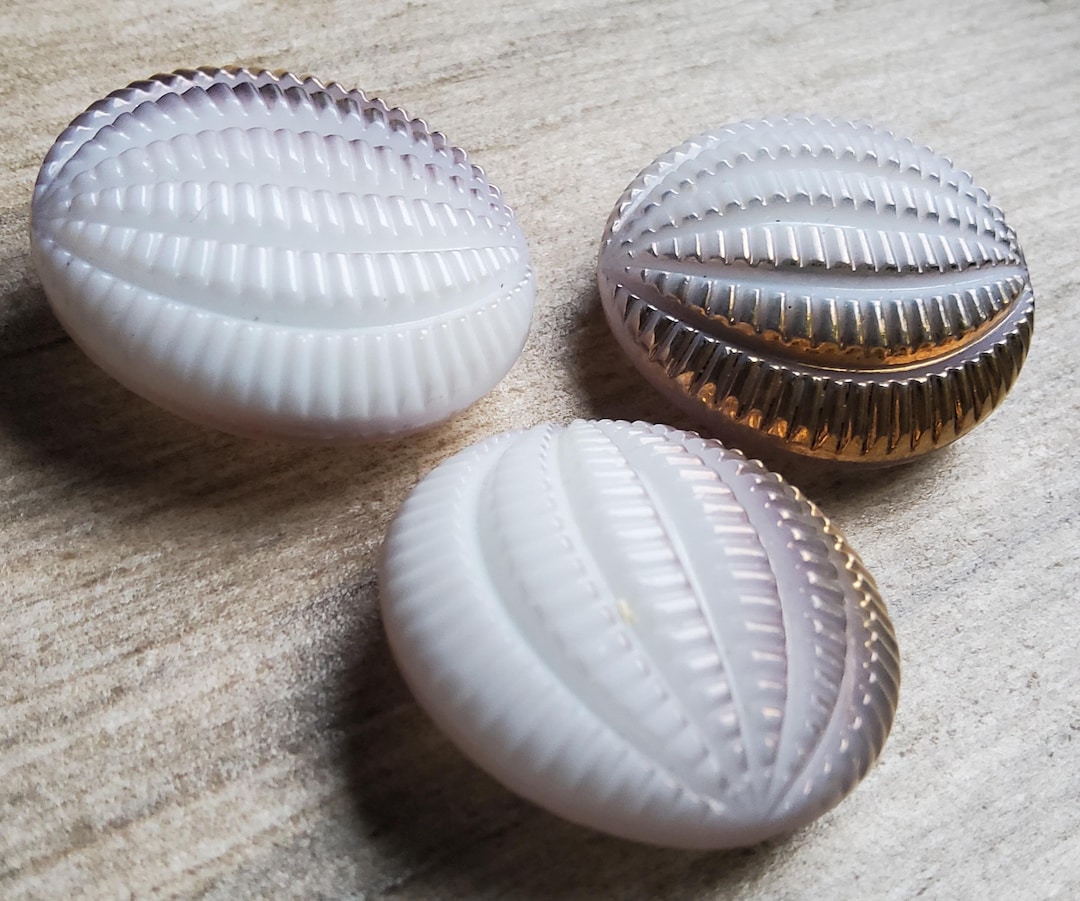 Vintage Large Trio 1920-30's Domed Glass Buttons. - Etsy