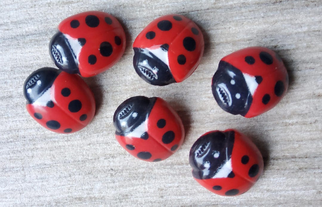 Vintage Set of Six Red Plsstic Ladybird Buttons. - Etsy