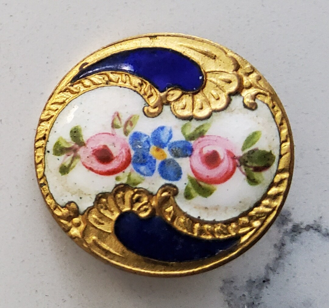 Vintage Early 1900's Hand Painted Enamel Button. - Etsy