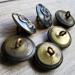 Vintage Set of Six Large Livery Buttons. - Etsy