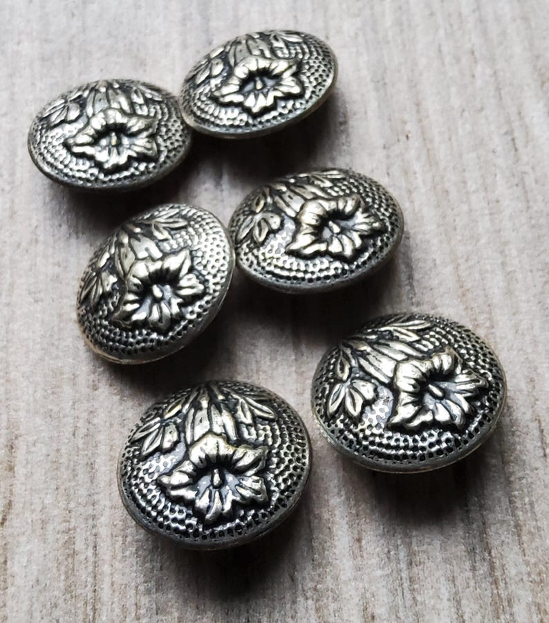 Vintage Set of Six German Gesch Flower Buttons. - Etsy
