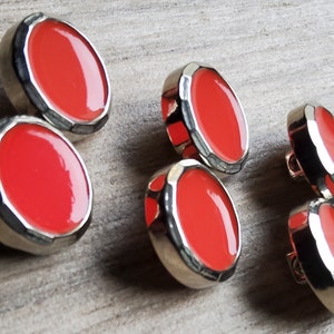 Vintage Set of 1950's Red and Silver Buttons. - Etsy