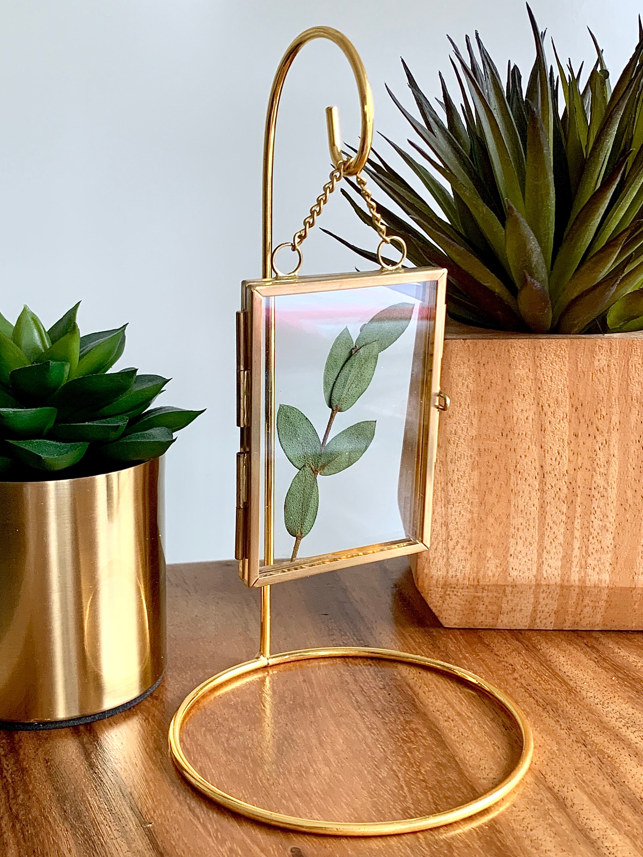 Tabletop Display Stand for Small Hanging Frames // Gold Brass Metal ...