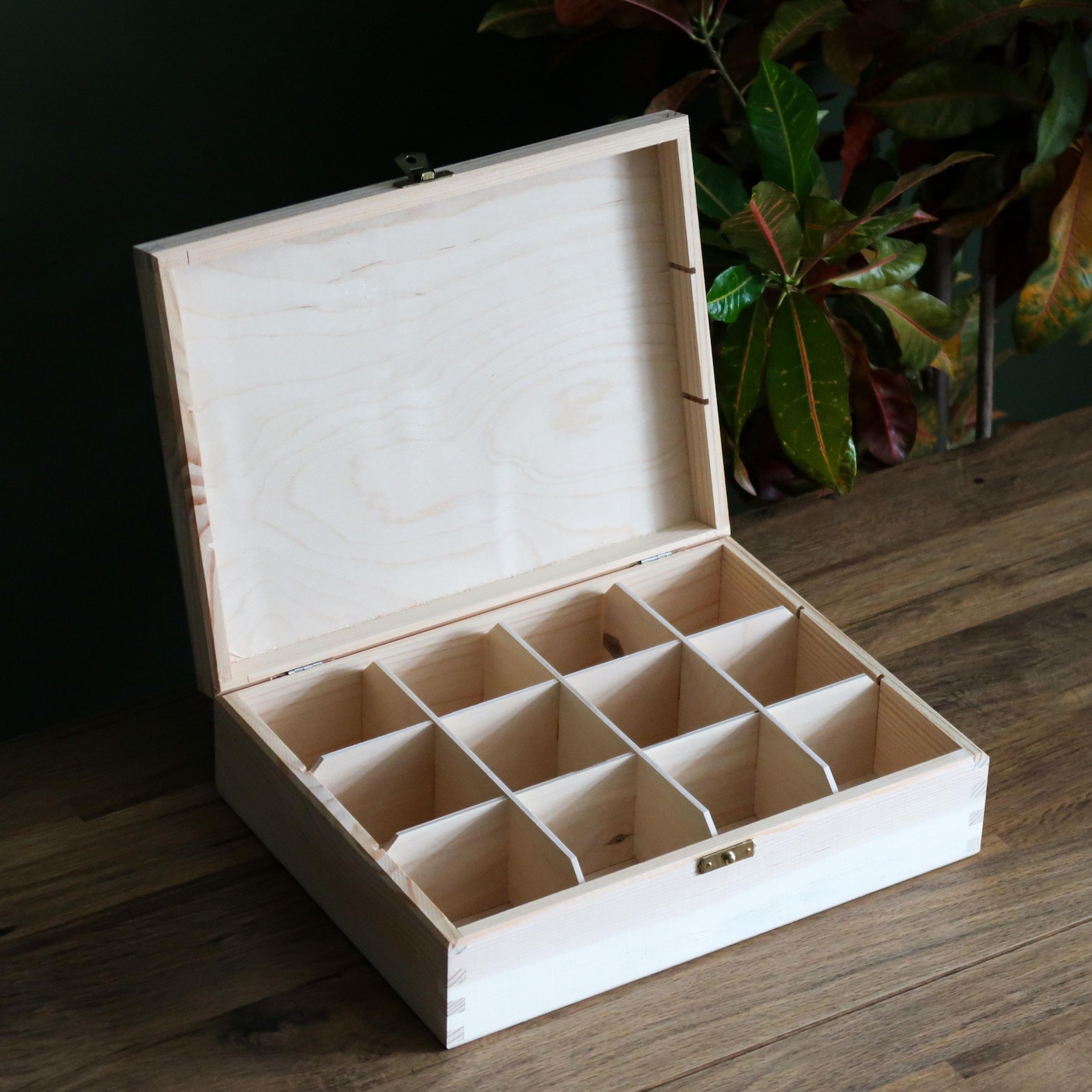 Wooden 12 Compartments Box With Lid | Tea Jewellery Trinket Keepsake ...