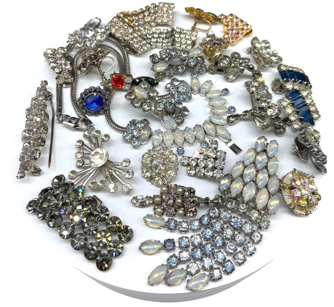 VINTAGE Broken Costume Jewelry Lot Rhinestone Rhinestones Upcycle ...