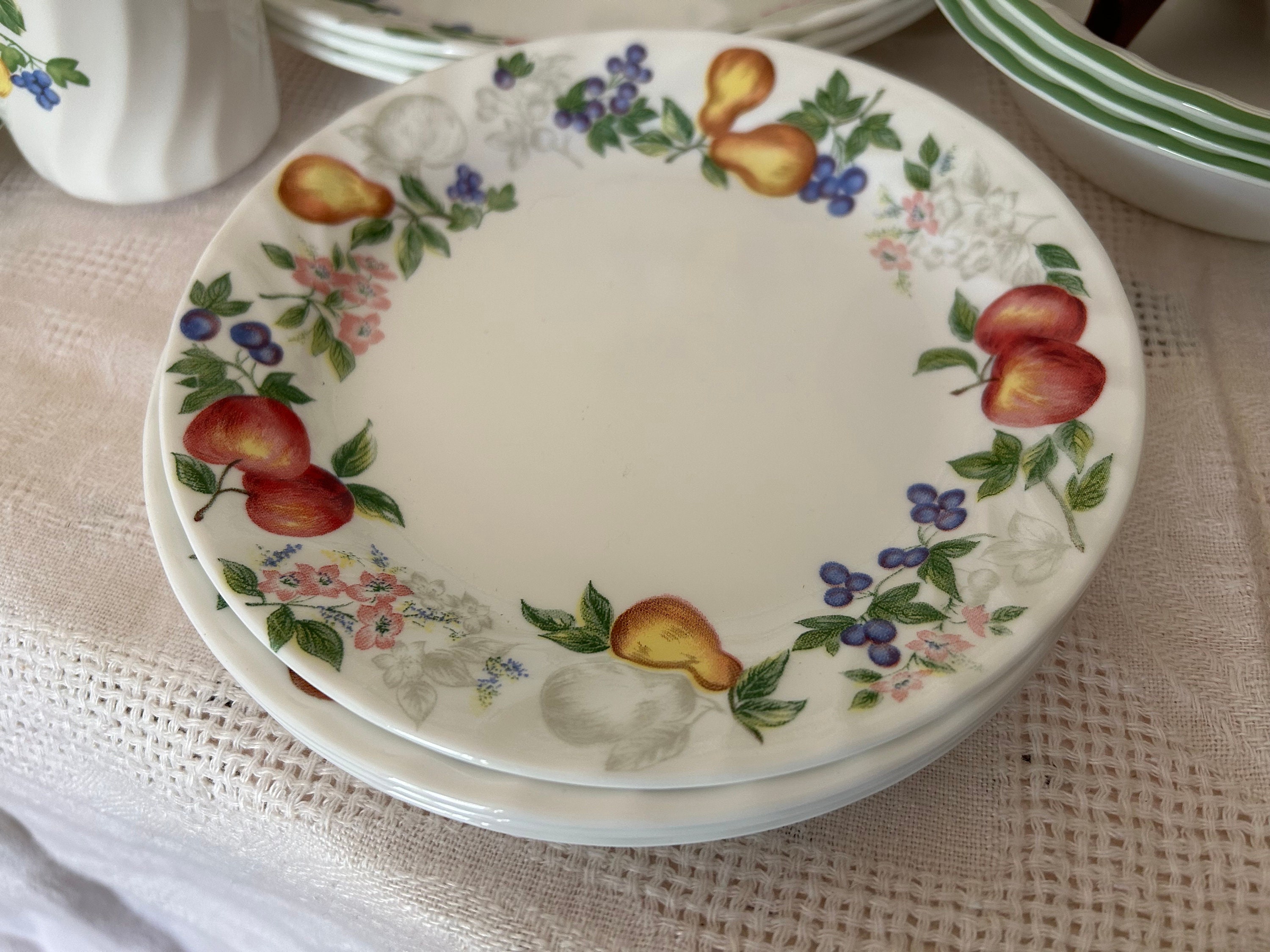 Vintage Corelle chutney 20 Piece New in Original Box Dinnerware Set ...