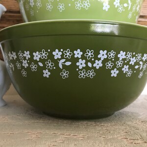 Vintage Pyrex Spring Blossom Green Redesign Full 3 Piece Mixing Bowl ...