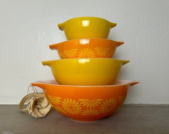 Pyrex Daisy Cinderella Mixing Bowl Set - Etsy
