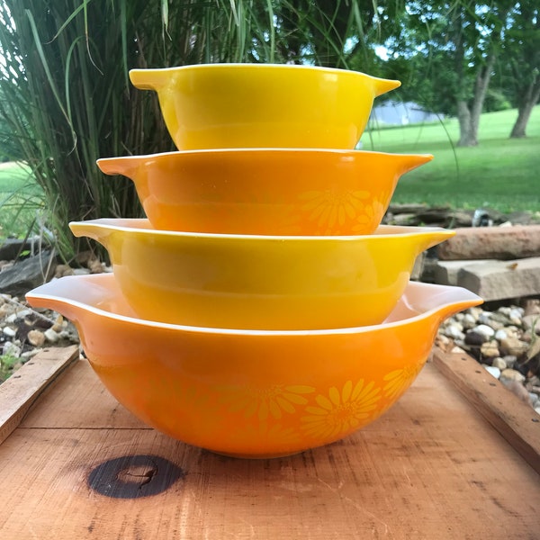 Pyrex Daisy - Etsy