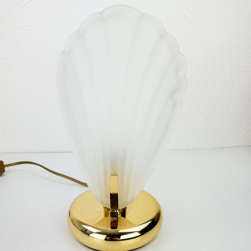 Clamshell Lamp - Etsy