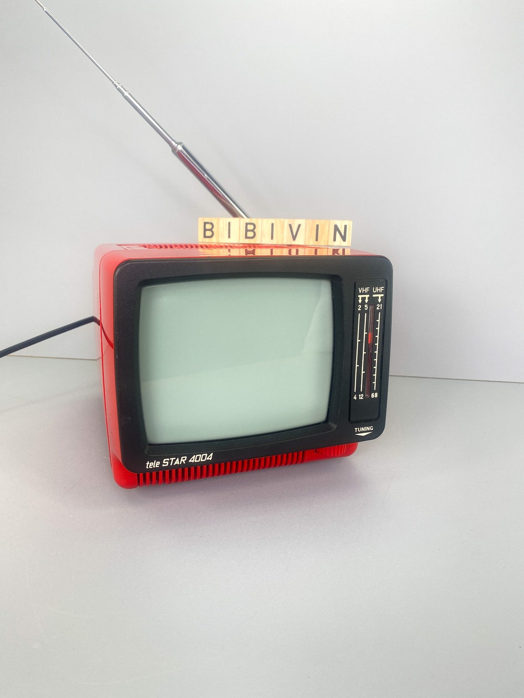 MINI Vintage Retro TV, Red, Mini Star 4004, Portable TV Device ...