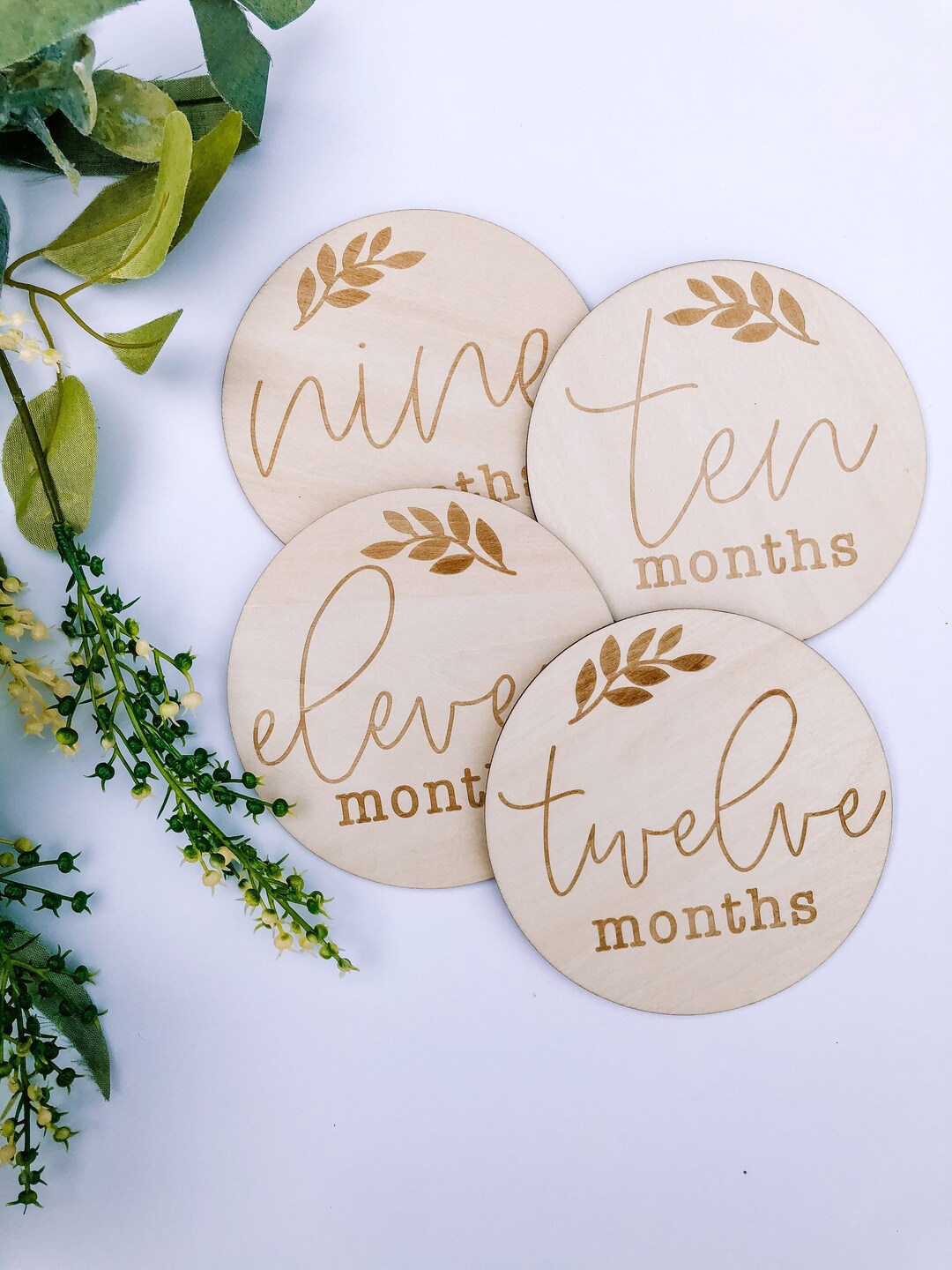 Monthly Milestone Discs - Woood Milestone Plaque - Age Signs - Newborn ...