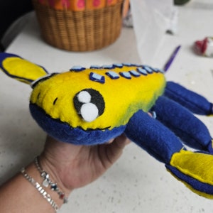 Subnautica Hover Fish 12 in Custom Plush - Etsy