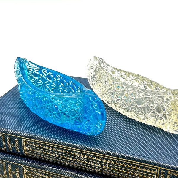 Daisy And Button Glass Canoe Etsy