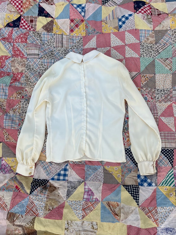 1950s Vintage Elegant Alice Stuart Ivory Mock Neck Bl… - Gem