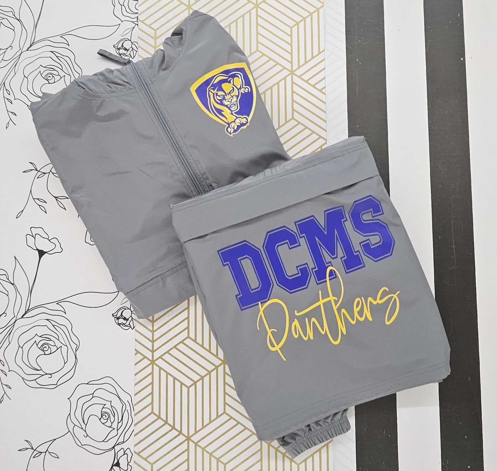 Custom Hooded Windbreaker, Team Logo Waterproof Pullover, 2026 ...