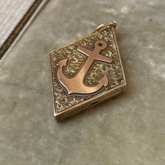 Antique 15ct gold anchor locket circa 1860 - Gem