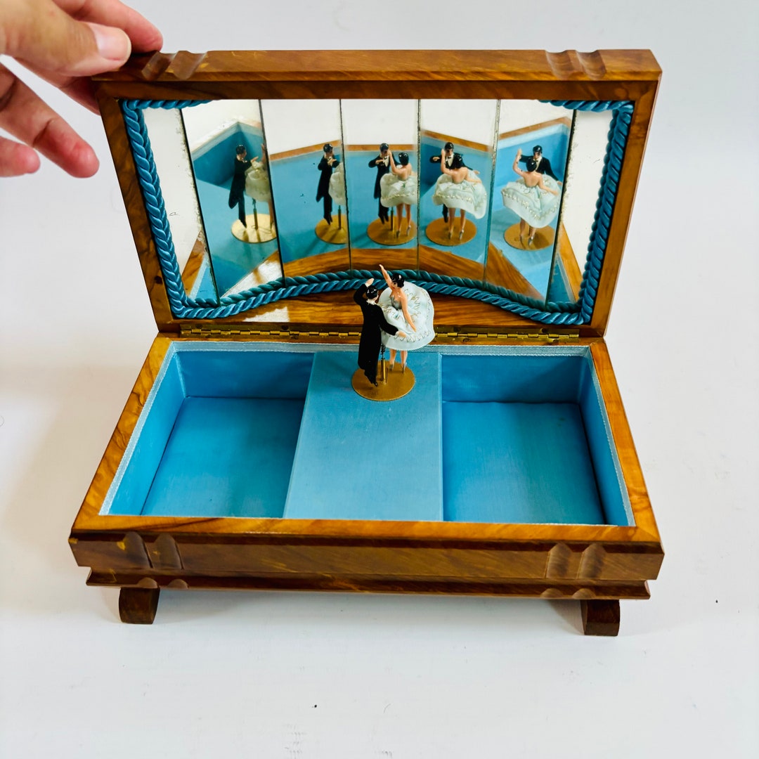 RARE 1940s Heavy Walnut Vintage Original REUGE Swiss Music Box Set ...
