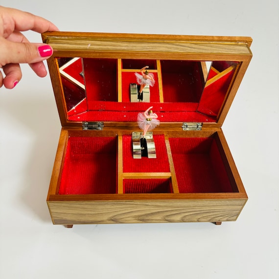 Collectable TOYO Japanese Vintage 1950s Veneer Teak Musical Storage Jewellery Box Dancing Ballerina Triptych Mirror prettyflower slow Turn Etsy UK