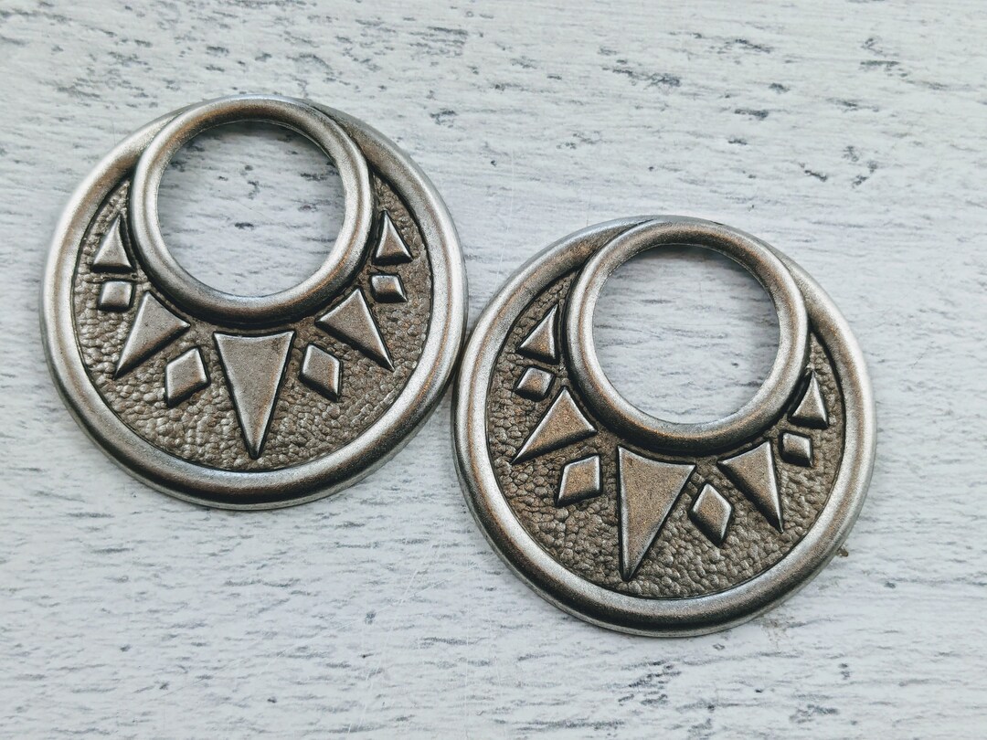 Antique Silver Ox Aztec Sun Pendants, Dangles, Round, 35mm, 2pcs. - Etsy